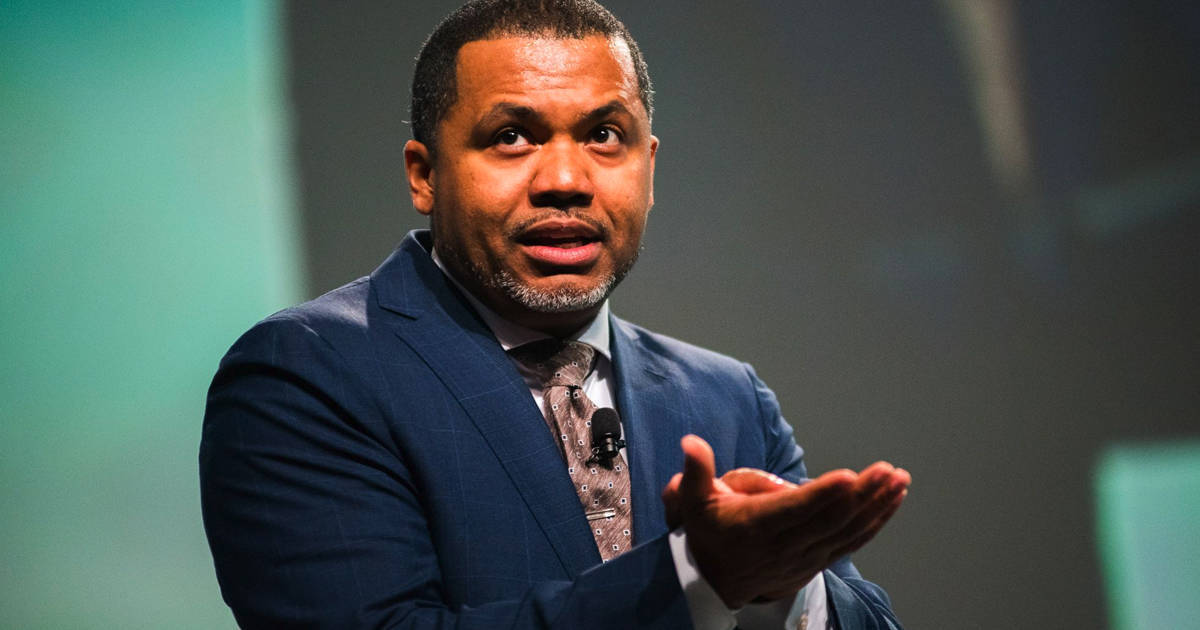 Book Dr. Scott | Manny Scott